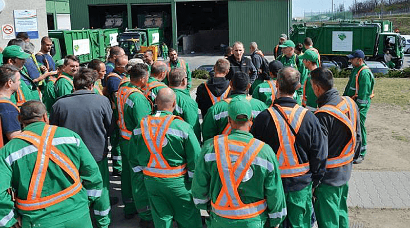 A sződi polgármester meneszteni akarja a Zöld Híd vezetőit | Váci Napló ...
